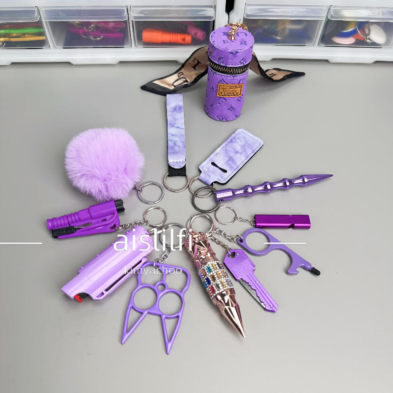 12 Pieces Fashion Keychain Sets – Aislilfi