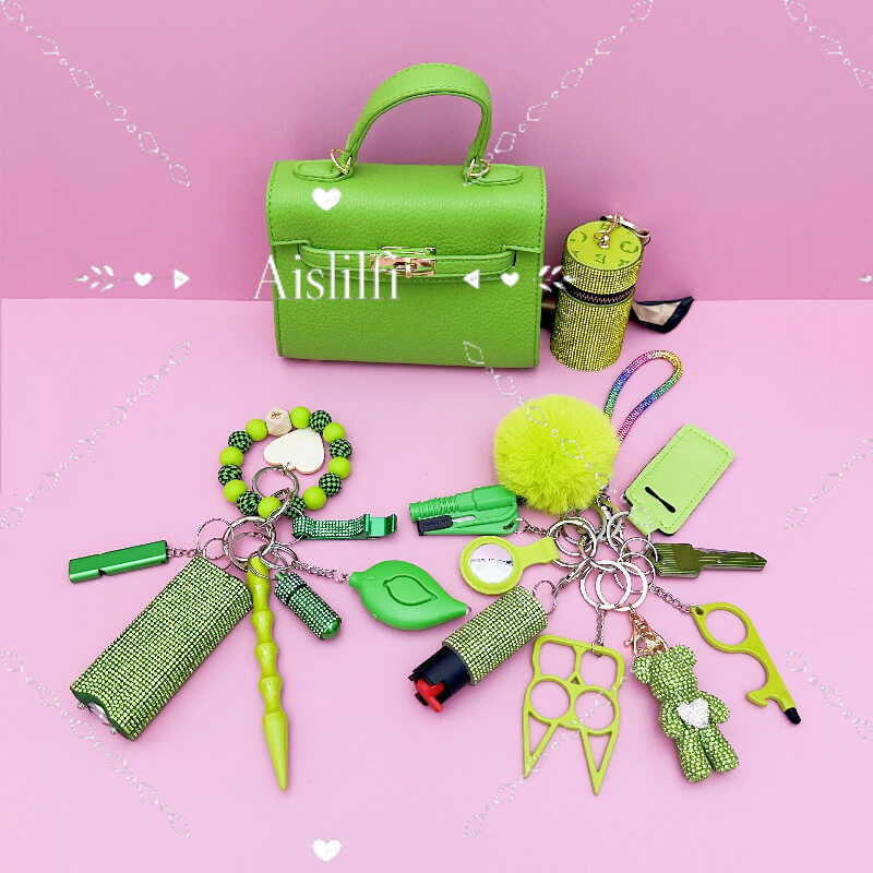 Kelly Bag 19 Piece Self Defense Keychain Kit